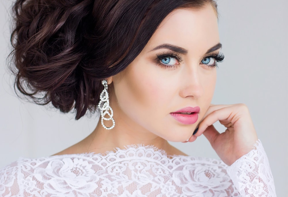 Frilla.se: Se frisyrbilder på Bröllopsfrisyrer